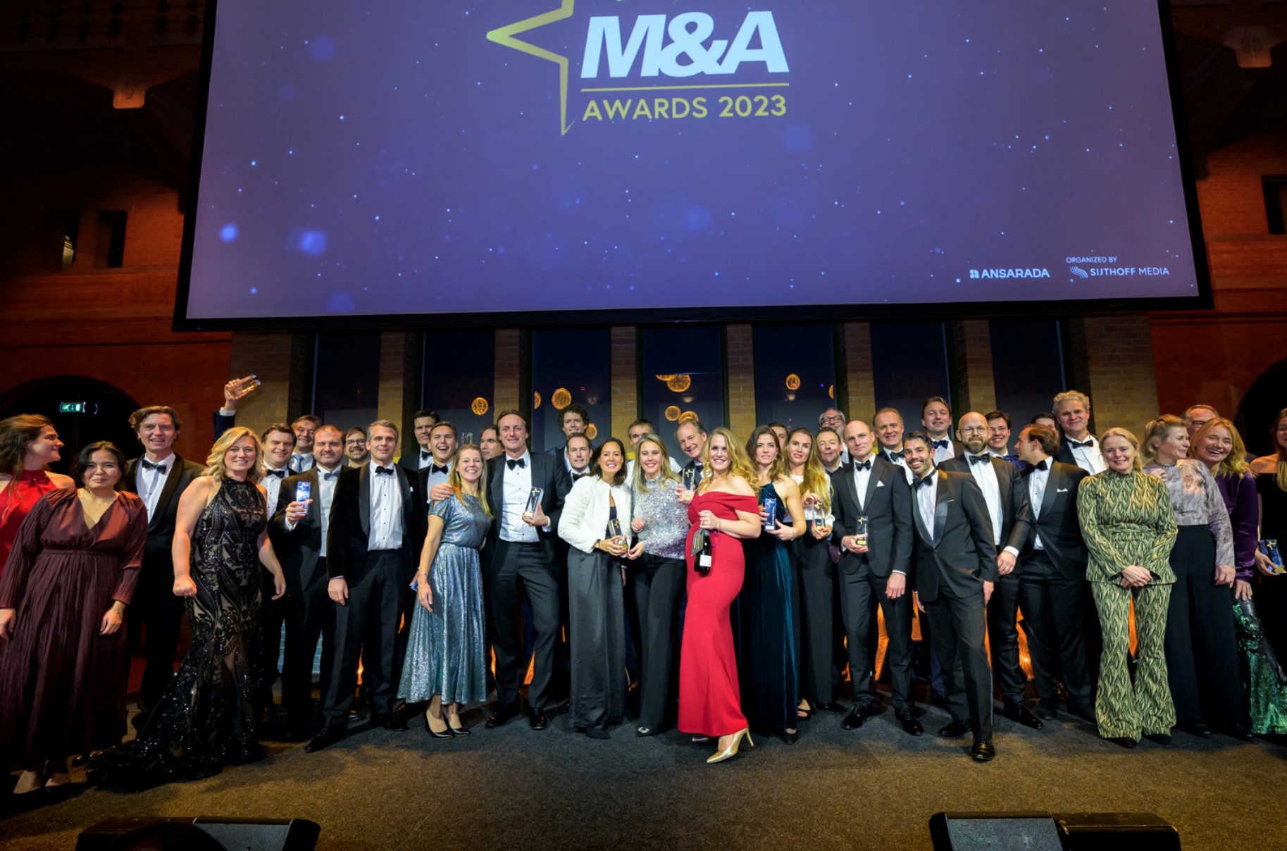 Bezoek de M&A Awards